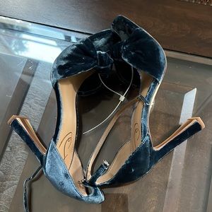 Sam Edelman | Shoes | Sam Edelman Lucia Ankle Strap Sandal | Poshmark